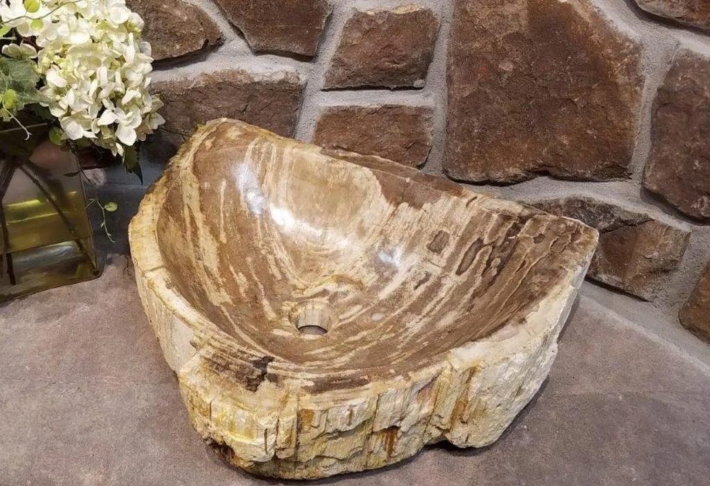Carvings, Tubs, Basins, Sinks - Rolling Rock Building Stone